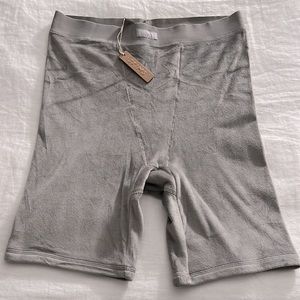 SKIMS | Shorts | Nwt Skims High Rise Velour Boxer Shorts In Smoke ...